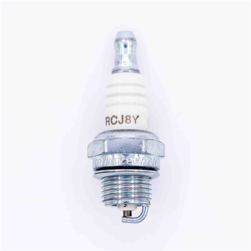 H3503576 - Champion RCJ8Y Spark Plug | Henry's Parts